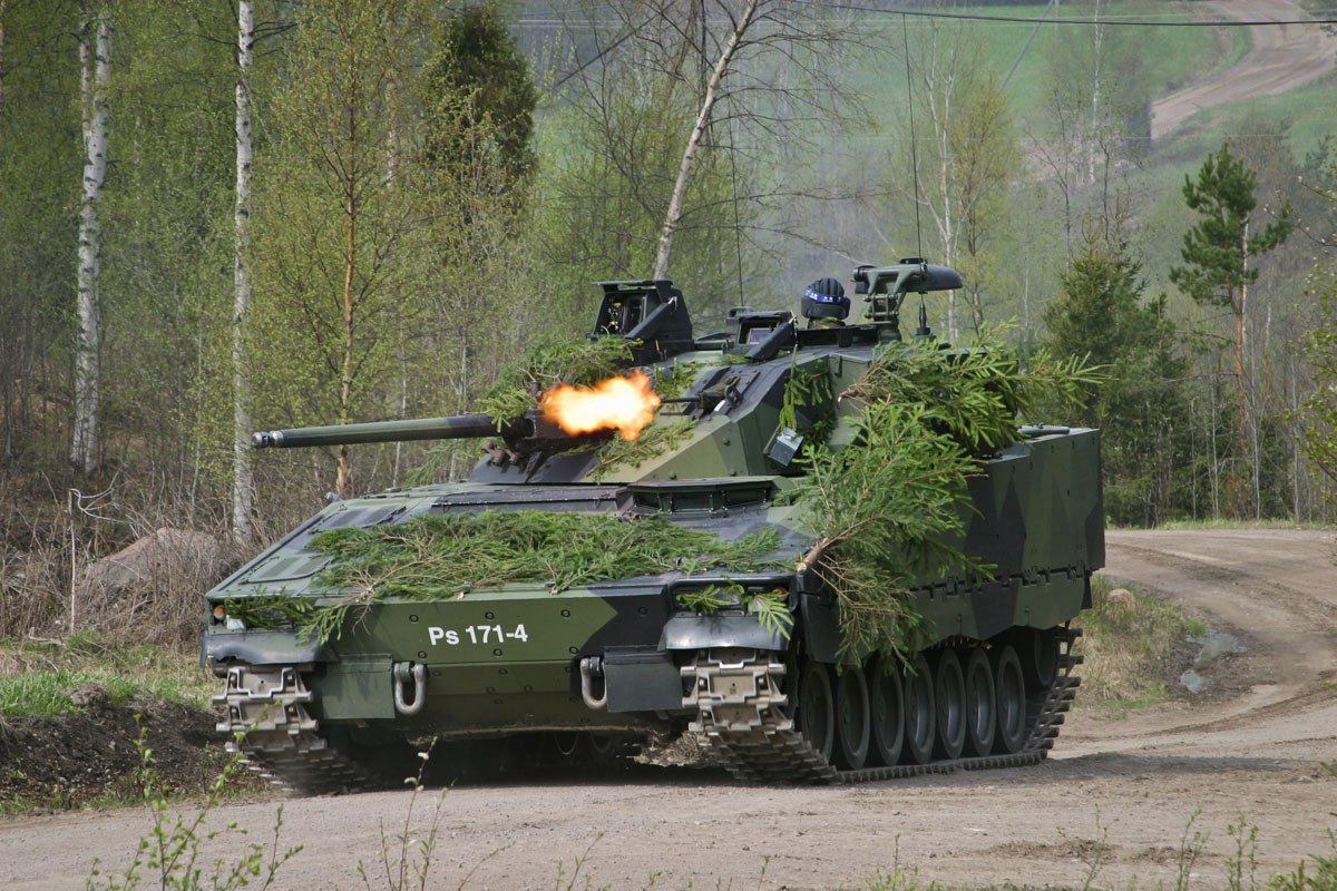 Шведская БМП Strf 90