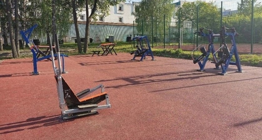 На набережной Грина установили новые спортивные тренажеры для инвалидов ...